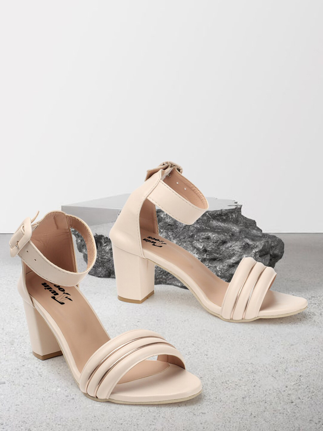 Buy TWIN TOES Party Block Heels - Heels for Women 23775708 | Myntra