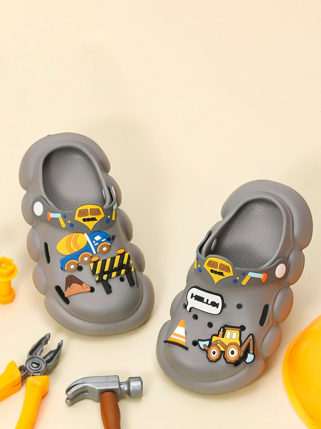 Buy Yellow Bee Boys Tractor And Truck Applique Clogs - Flip Flops for ...