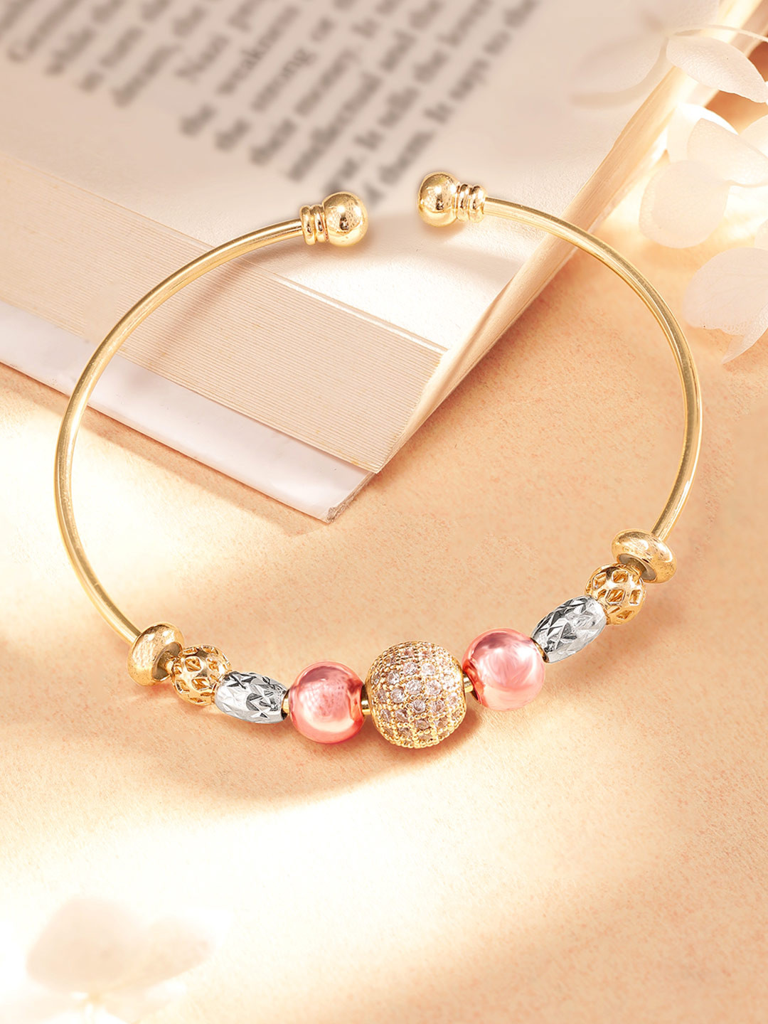 Buy TOKYO TALKIES X Rubans FASHION ACCESSORIES Brass Gold Plated Bangle ...