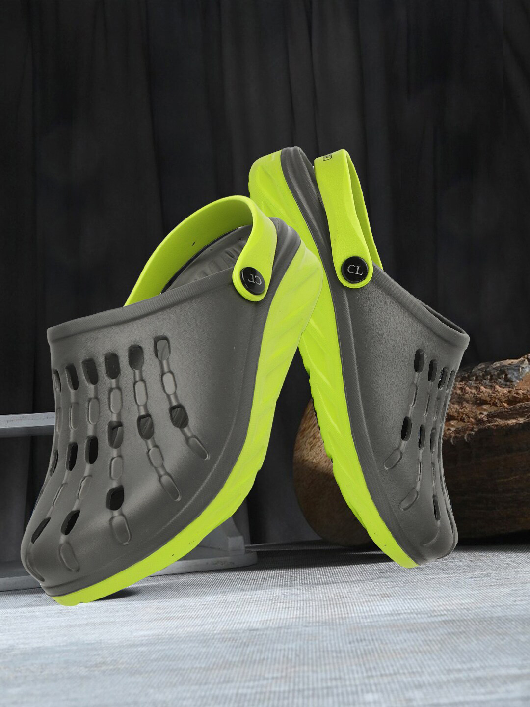 Buy Carlton London Men Self Design Clogs - Flip Flops for Men 23884196 ...