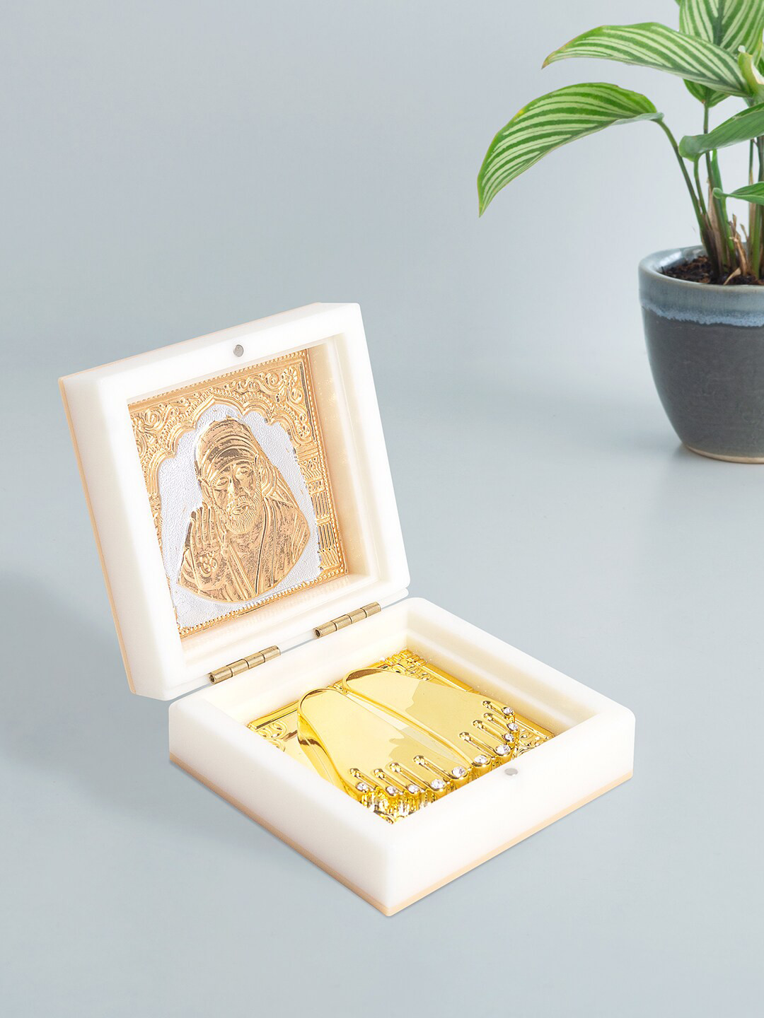 Buy Golden Peacock White 24 Ct Gold Polished White SaiBaba Wood Prayer ...