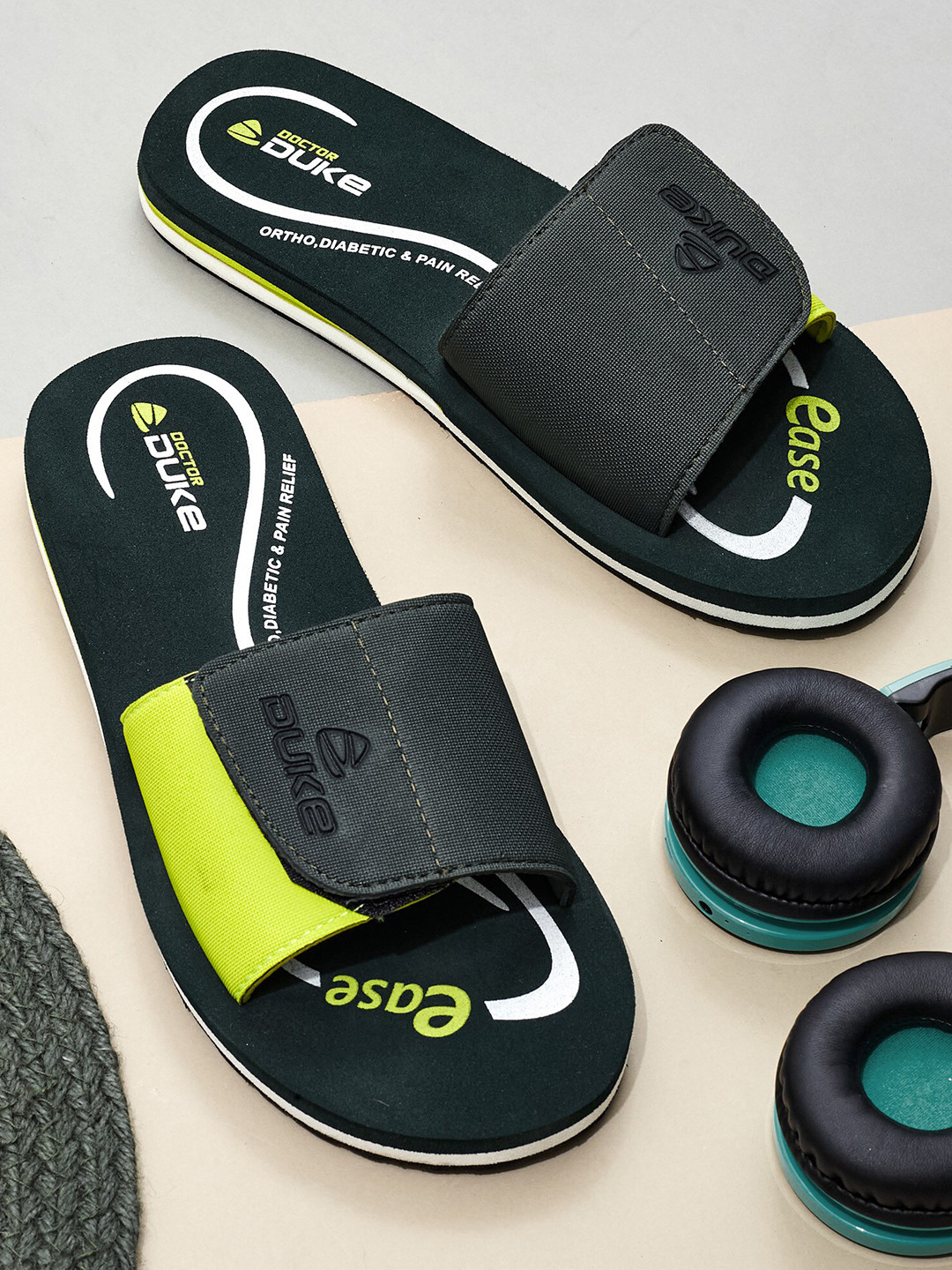 Buy Duke Men Printed Sliders - Flip Flops for Men 23920078 | Myntra