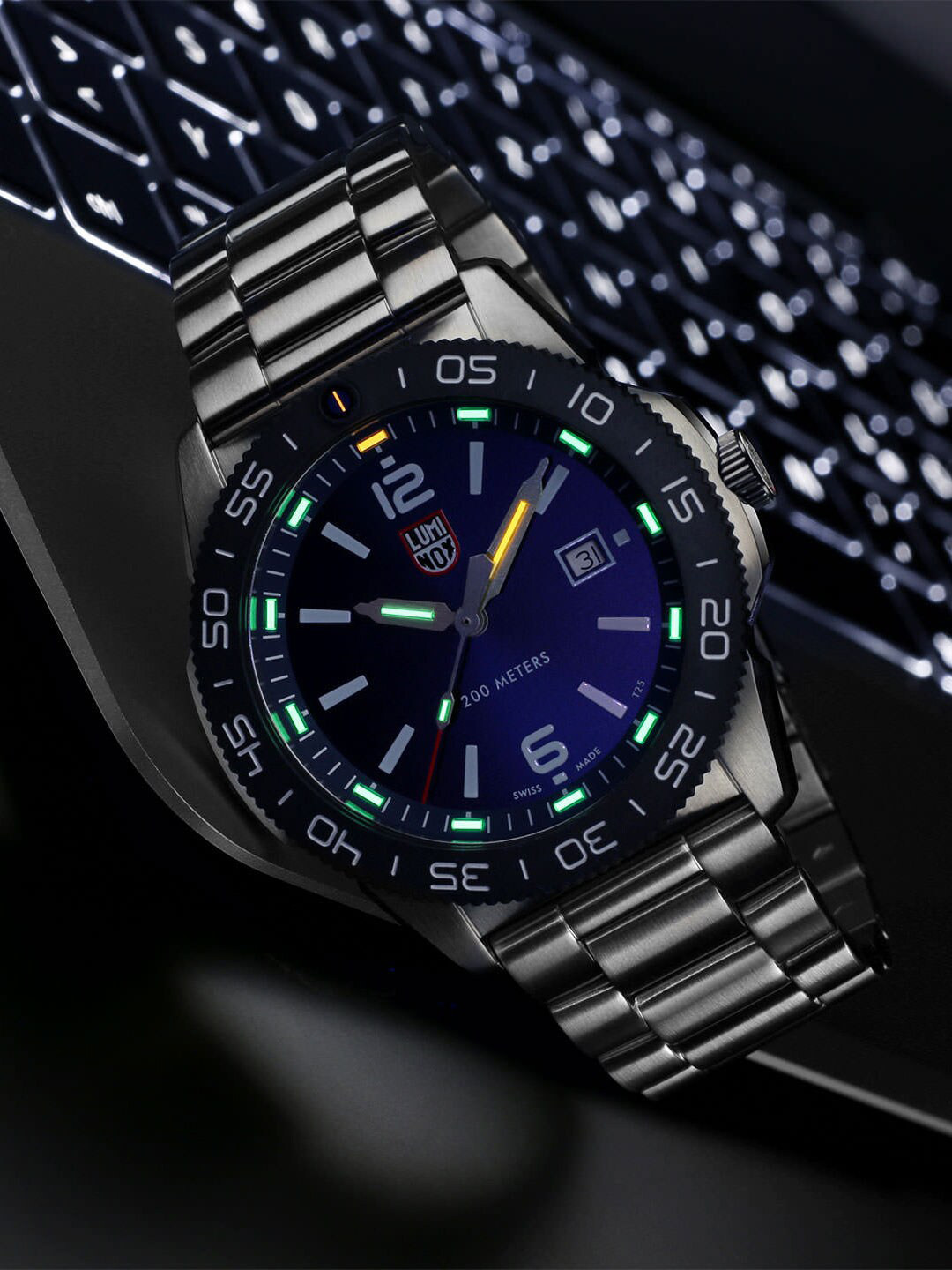 Buy Luminox Men Embellished Dial & Bracelet Style Straps Analogue Watch ...