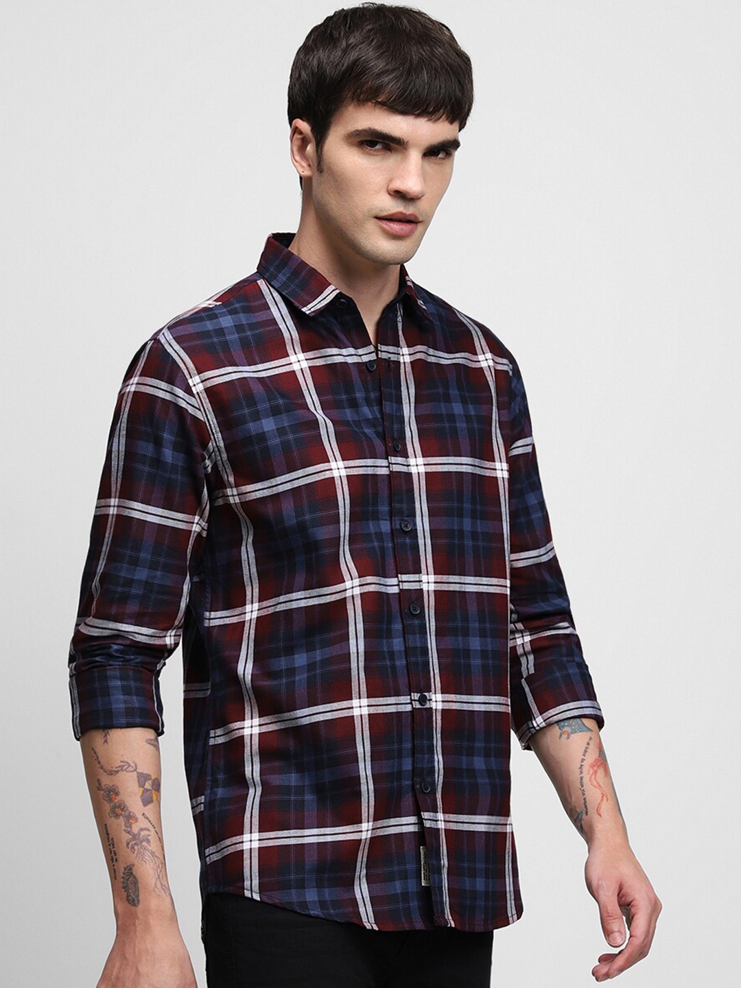 Buy Dennis Lingo Slim Fit Tartan Checks Checked Pure Cotton Casual