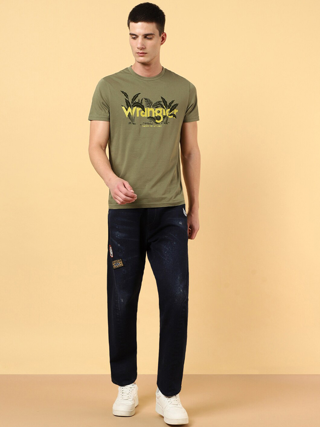 Buy Wrangler Men Low Rise Low Distress Light Fade Stretchable Jeans ...