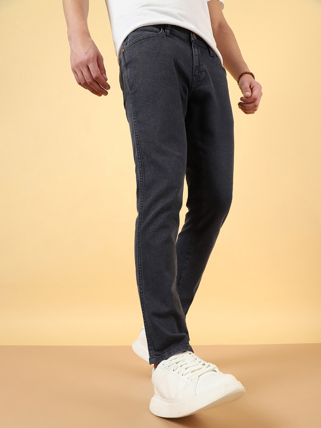 Buy Wrangler Men Low Rise Skanders Slim Fit Stretchable Jeans - Jeans ...