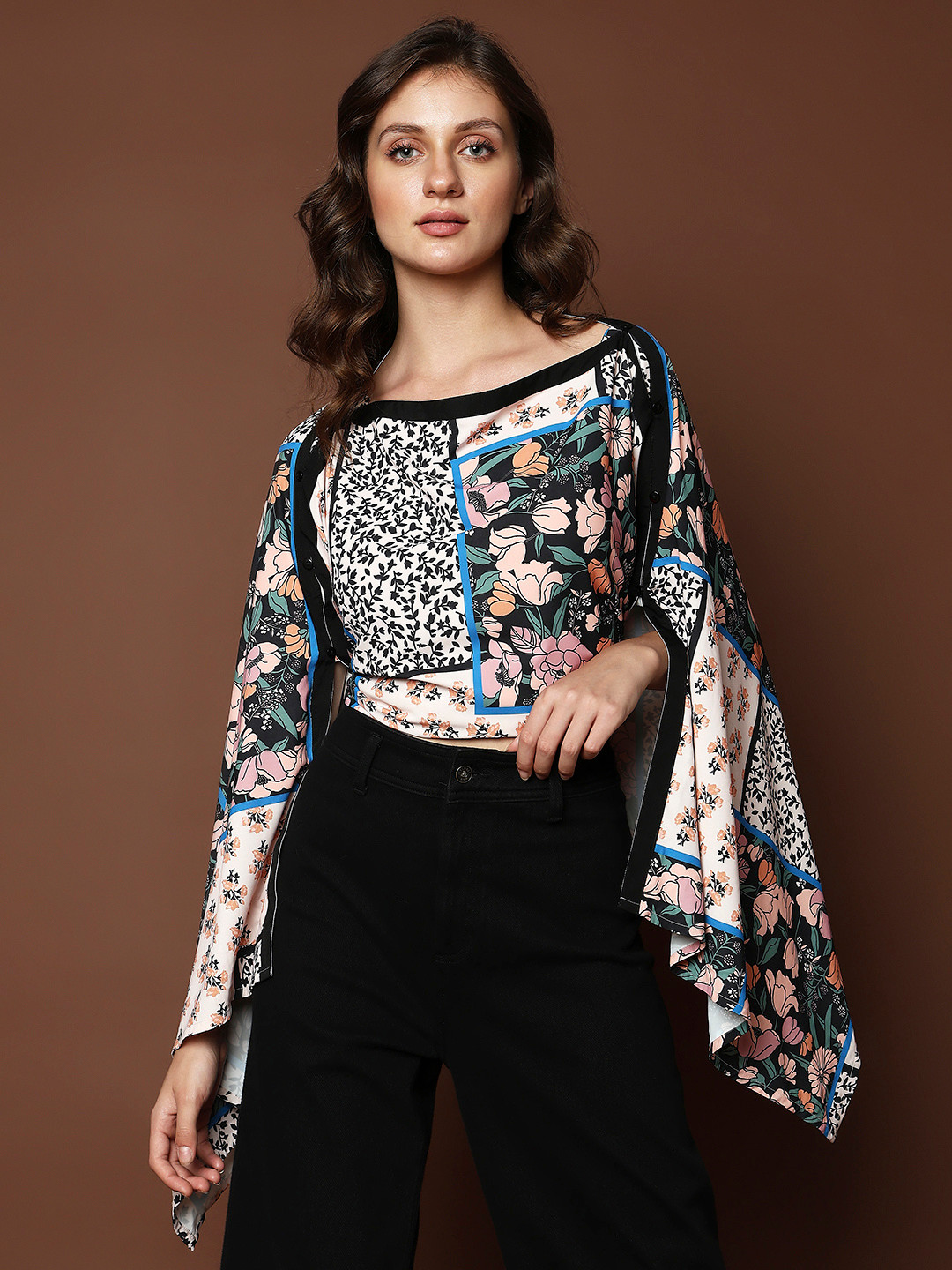 Buy Vero Moda Floral Printed V Neck Slit Sleeves Kaftan Top - Tops for ...