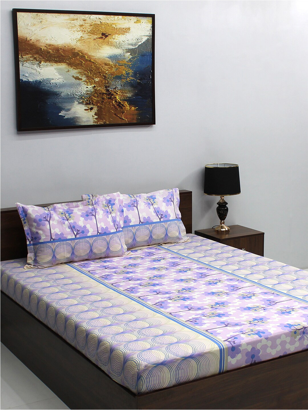 Buy BOMBAY DYEING Ivyrose White & Purple Floral 110 TC Queen Bedsheet ...