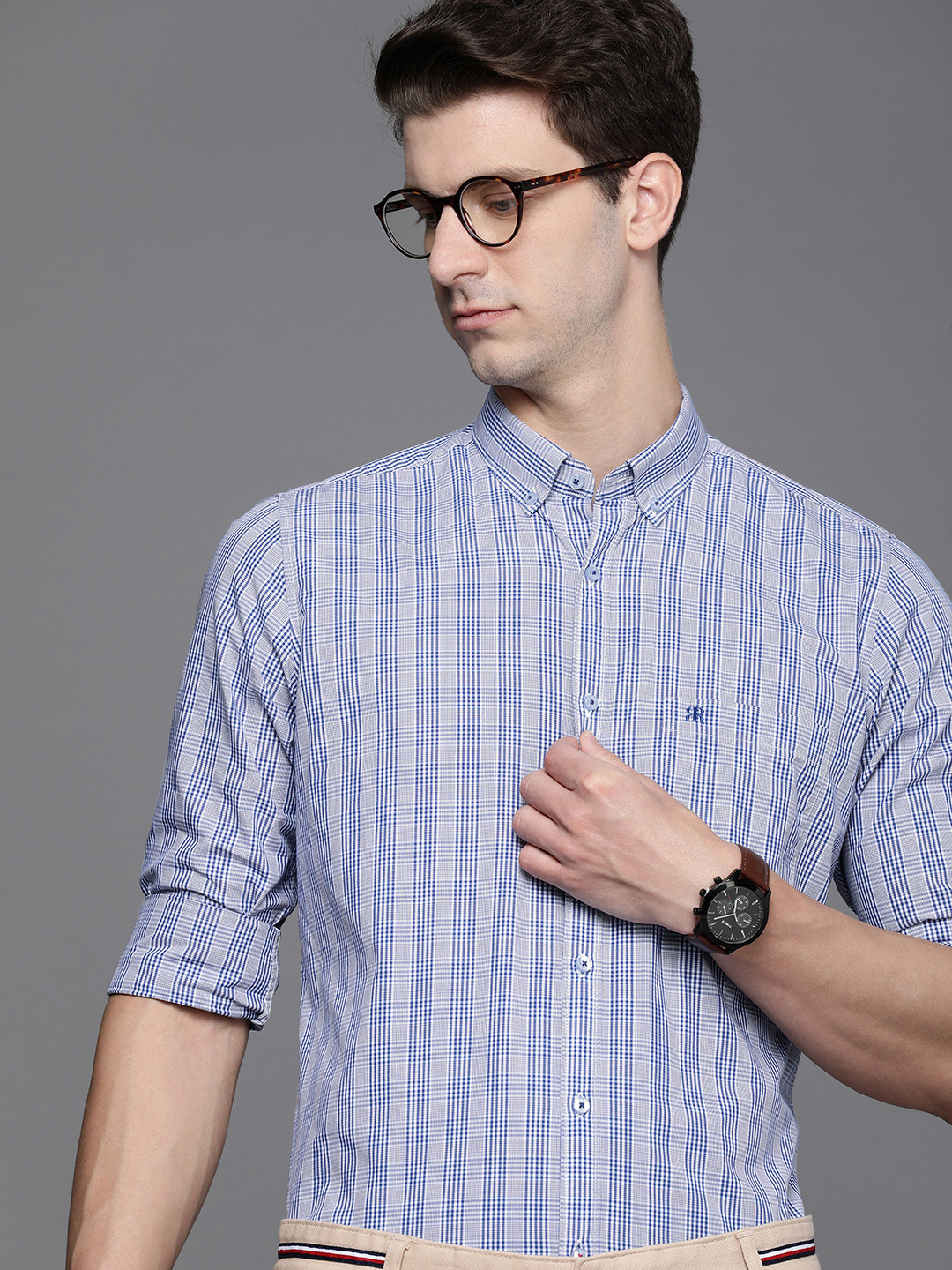 Buy Raymond Contemporary Fit Checked Pure Cotton Semiformal Shirt ...