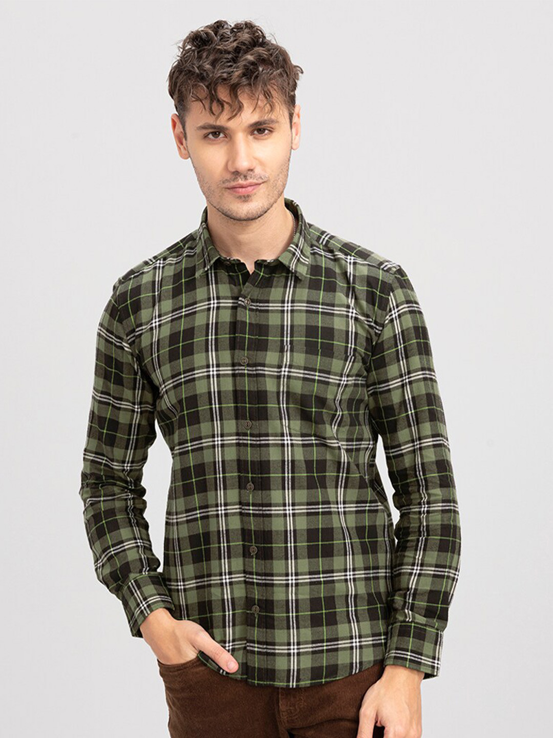 Buy Snitch Green Classic Tartan Checks Spread Collar Pure Cotton Casual ...