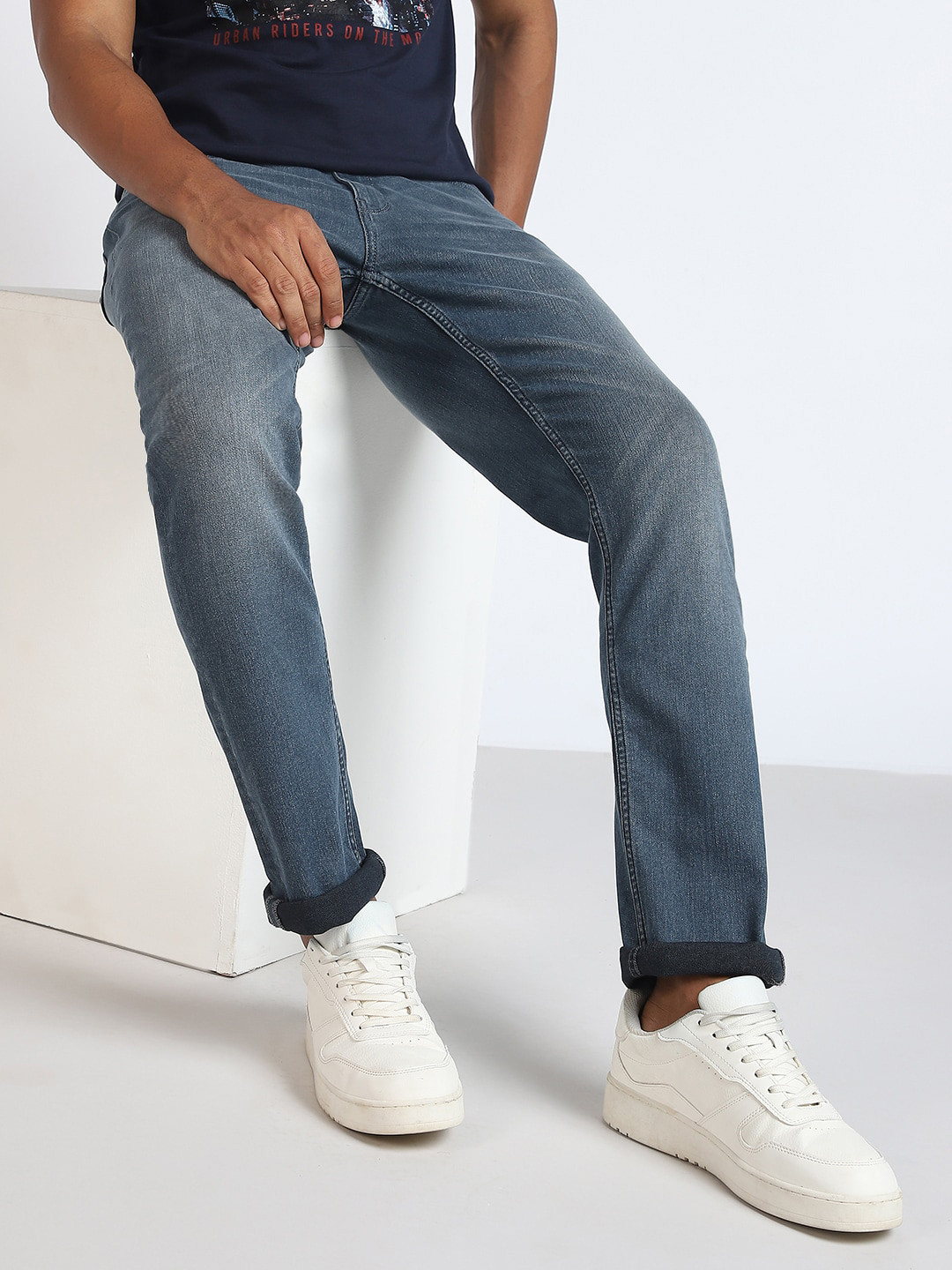 Buy Lee Men Bruce Skinny Fit Light Fade Clean Look Stretchable Jeans ...