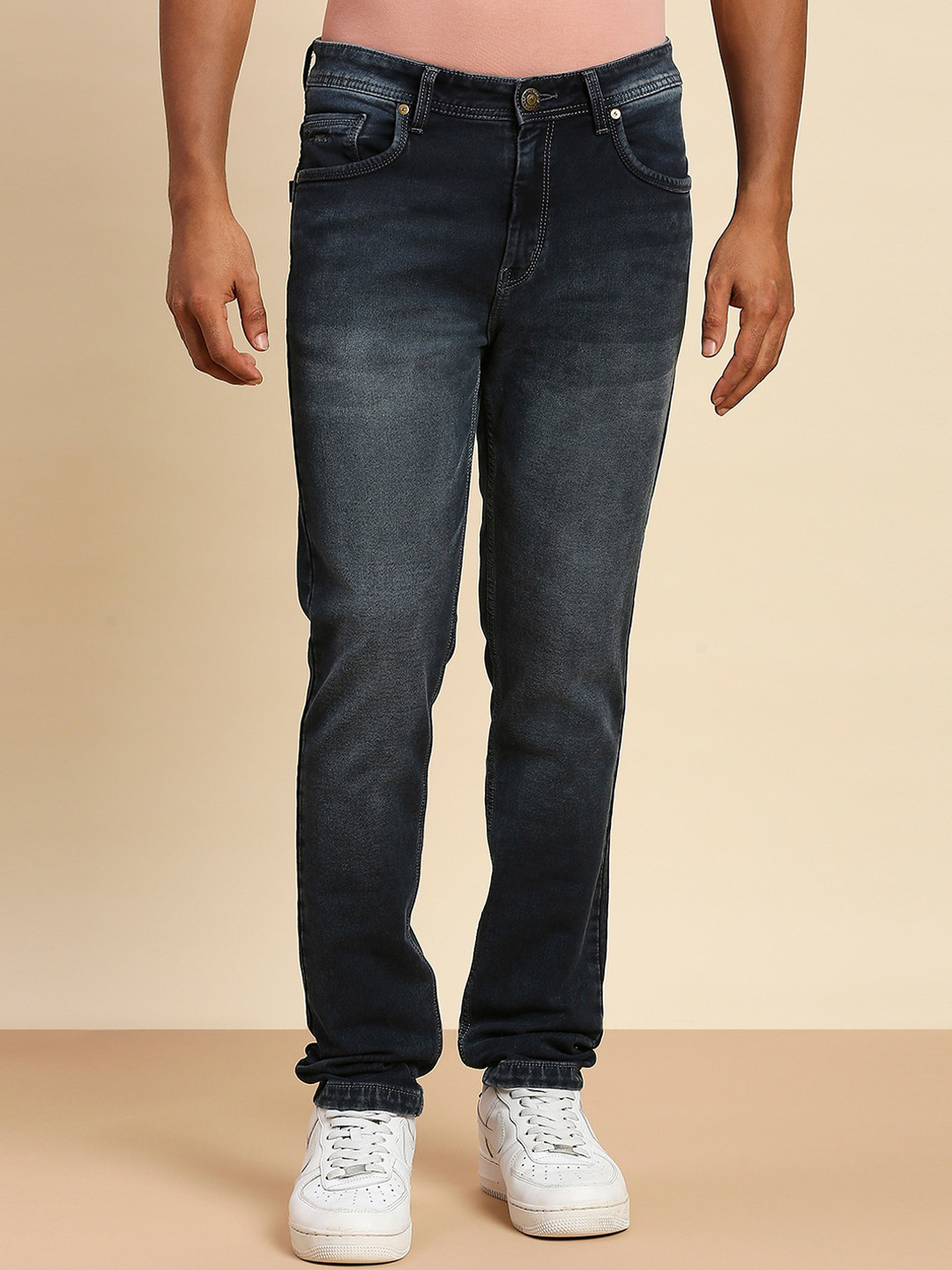 Buy HJ HASASI Men Grey Straight Fit High Rise Light Fade Stretchable ...