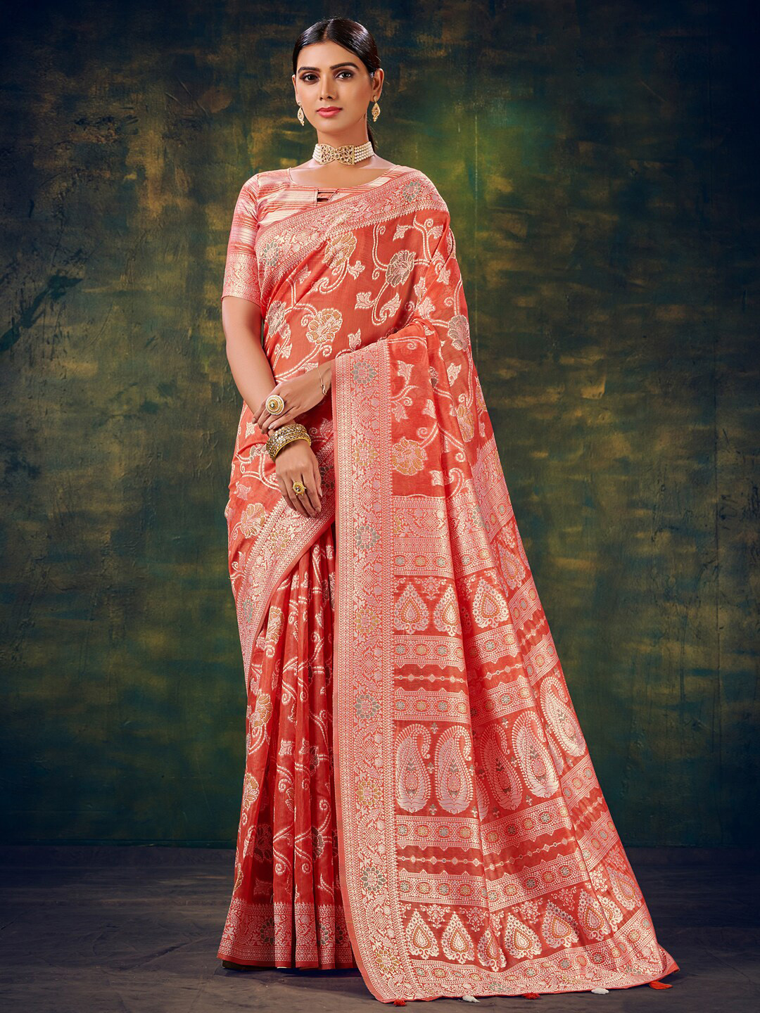 Buy Mitera Woven Design Zari Banarasi Saree - Sarees for Women 24178534 ...