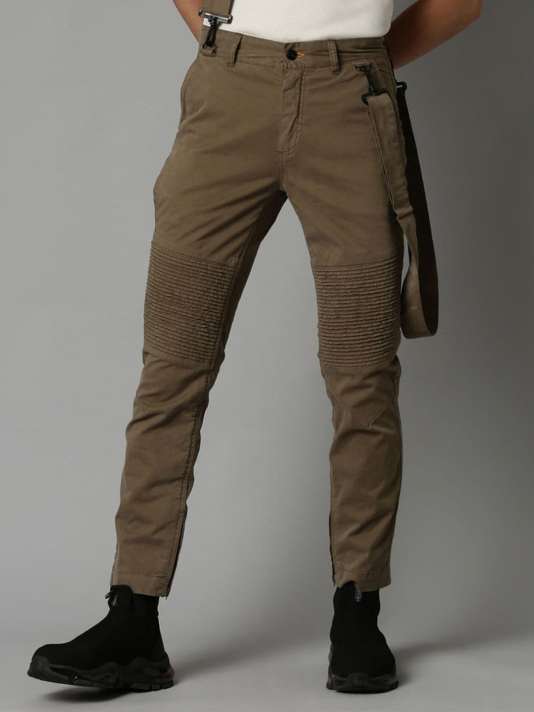 Buy Breakbounce Men Olive Green Comfort Slim Fit Cotton Cargos Trousers ...