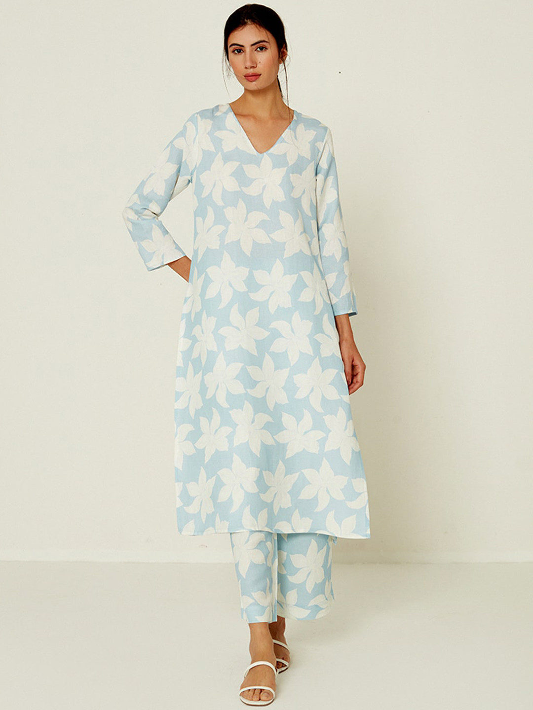 Buy Ancestry Flora Printed A Line Linen Kurta - Kurtas for Women ...