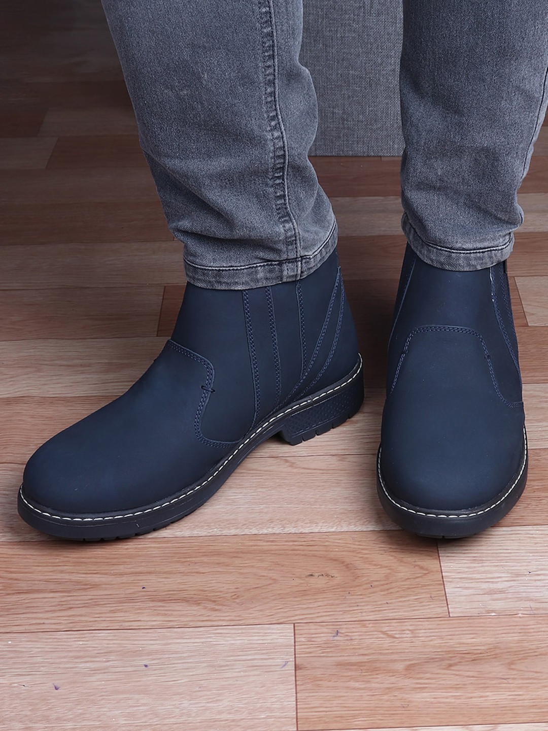 Buy Red Chief Men Mid Top Leather Regular Boots - Boots for Men ...