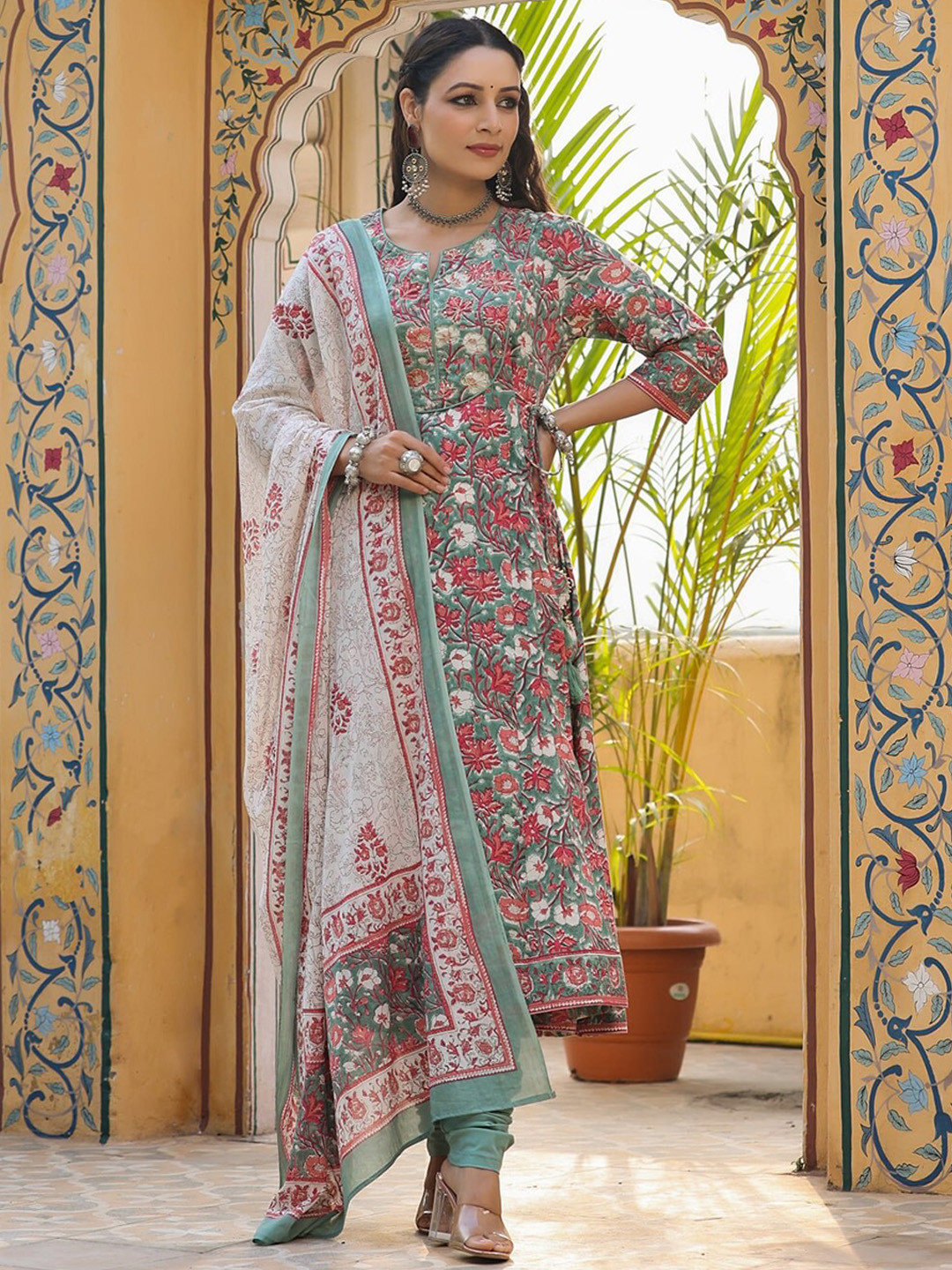 Buy Rain & Rainbow Floral Printed Sequined Pure Cotton Kurta With ...