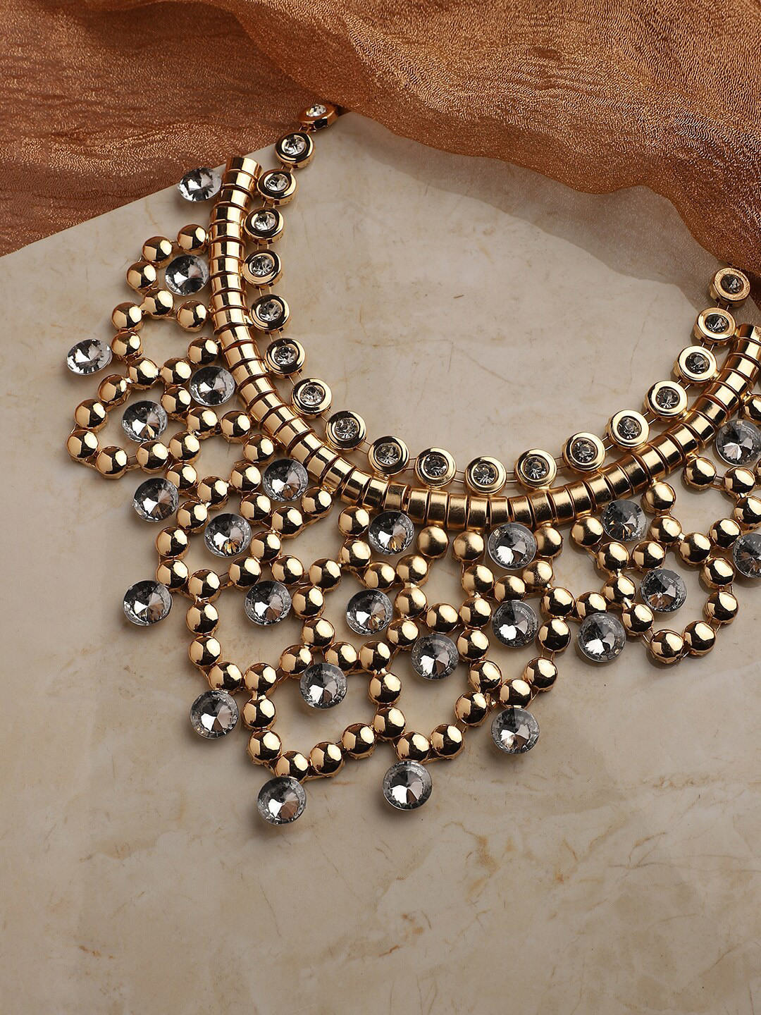 Buy SOHI Gold Plated Necklace - Necklace And Chains for Women 24237144 | Myntra