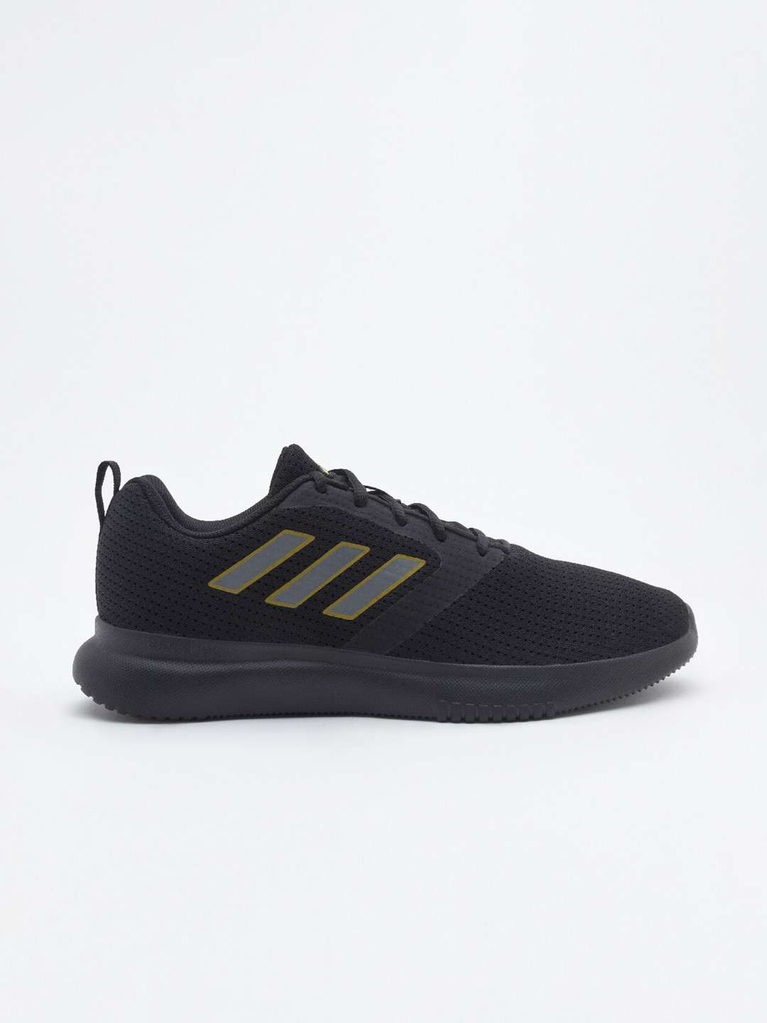 Buy ADIDAS Men Fleecewalk M Logo Printed Sports Shoes - Sports Shoes ...