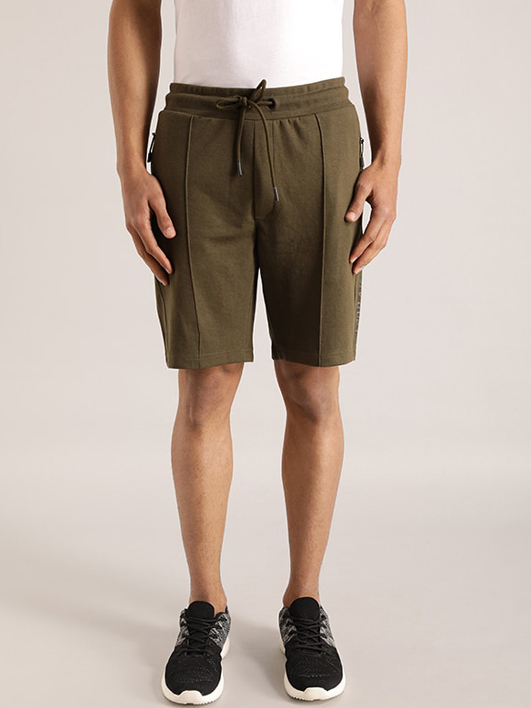 Buy Indian Terrain Men Mid Rise Shorts - Shorts for Men 24282170 | Myntra