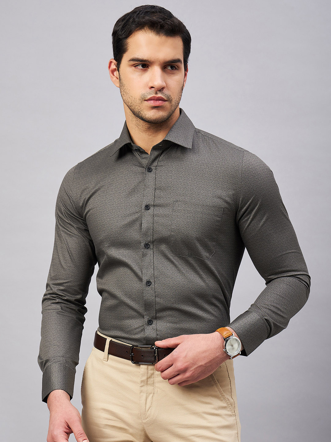 Buy LOUIS STITCH Comfort Micro Ditsy Printed Spread Collar Cotton ...