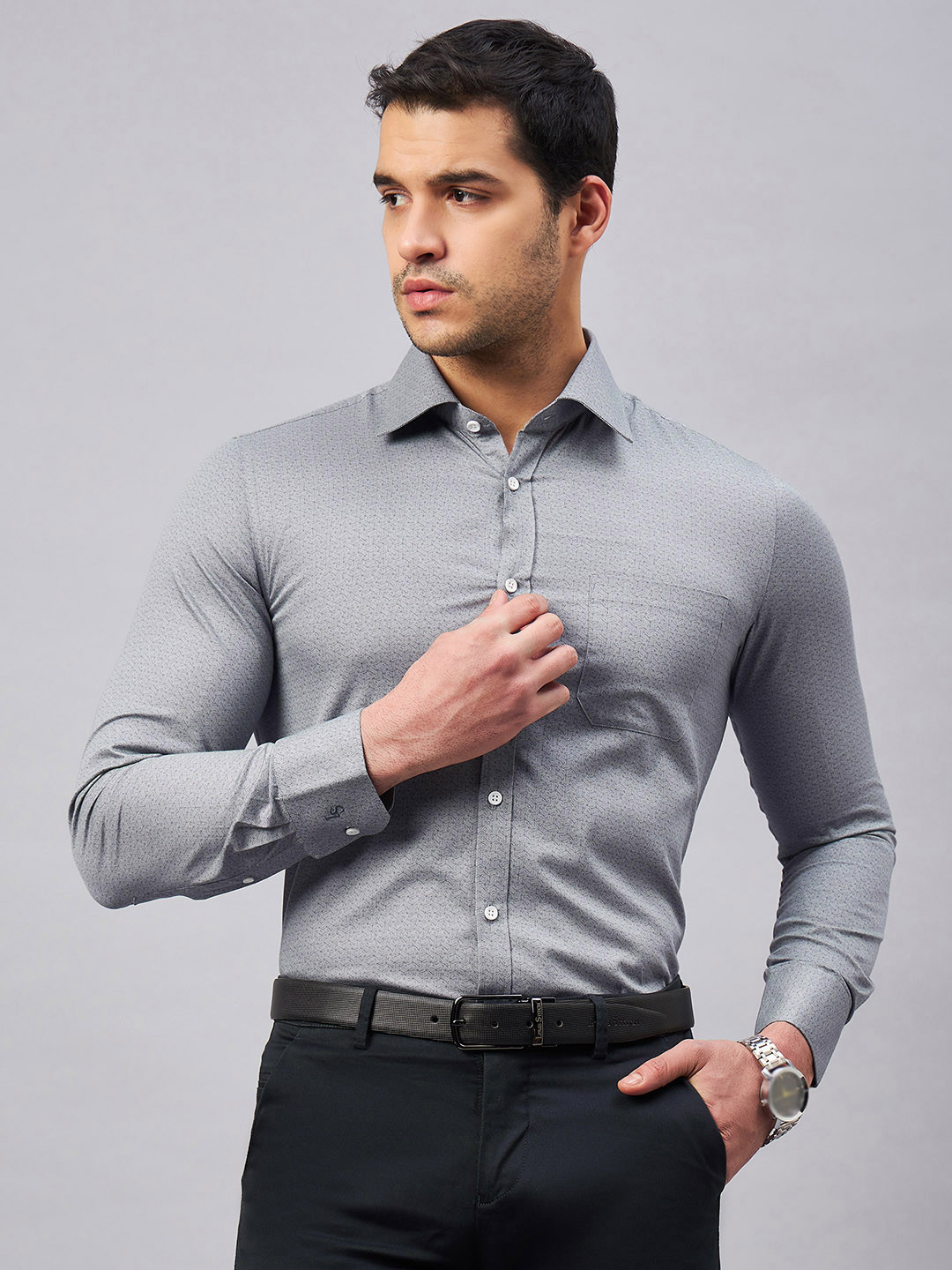 Buy LOUIS STITCH Comfort Micro Ditsy Printed Spread Collar Cotton ...