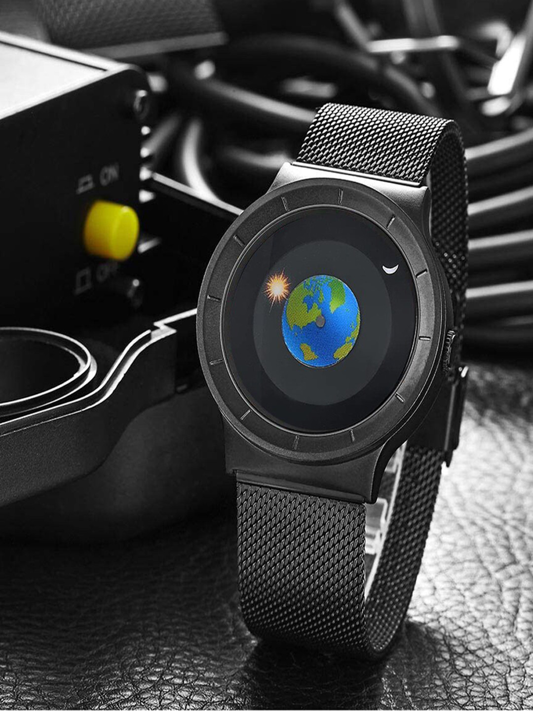 Buy VILAM Unisex Bracelet Style Straps Analogue Watch Sem Black2 ...