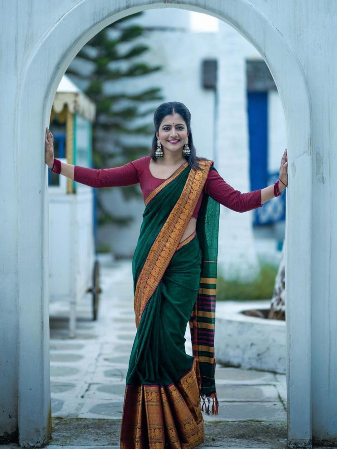 Buy Paramparik Textile Zari Silk Cotton Narayan Peth Saree - Sarees for ...