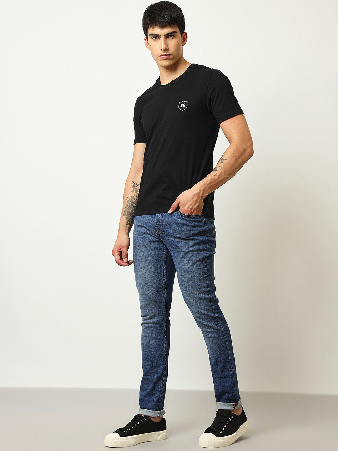 Buy Lee Men Bruce Skinny Fit Light Fade Stretchable Cotton Regular ...
