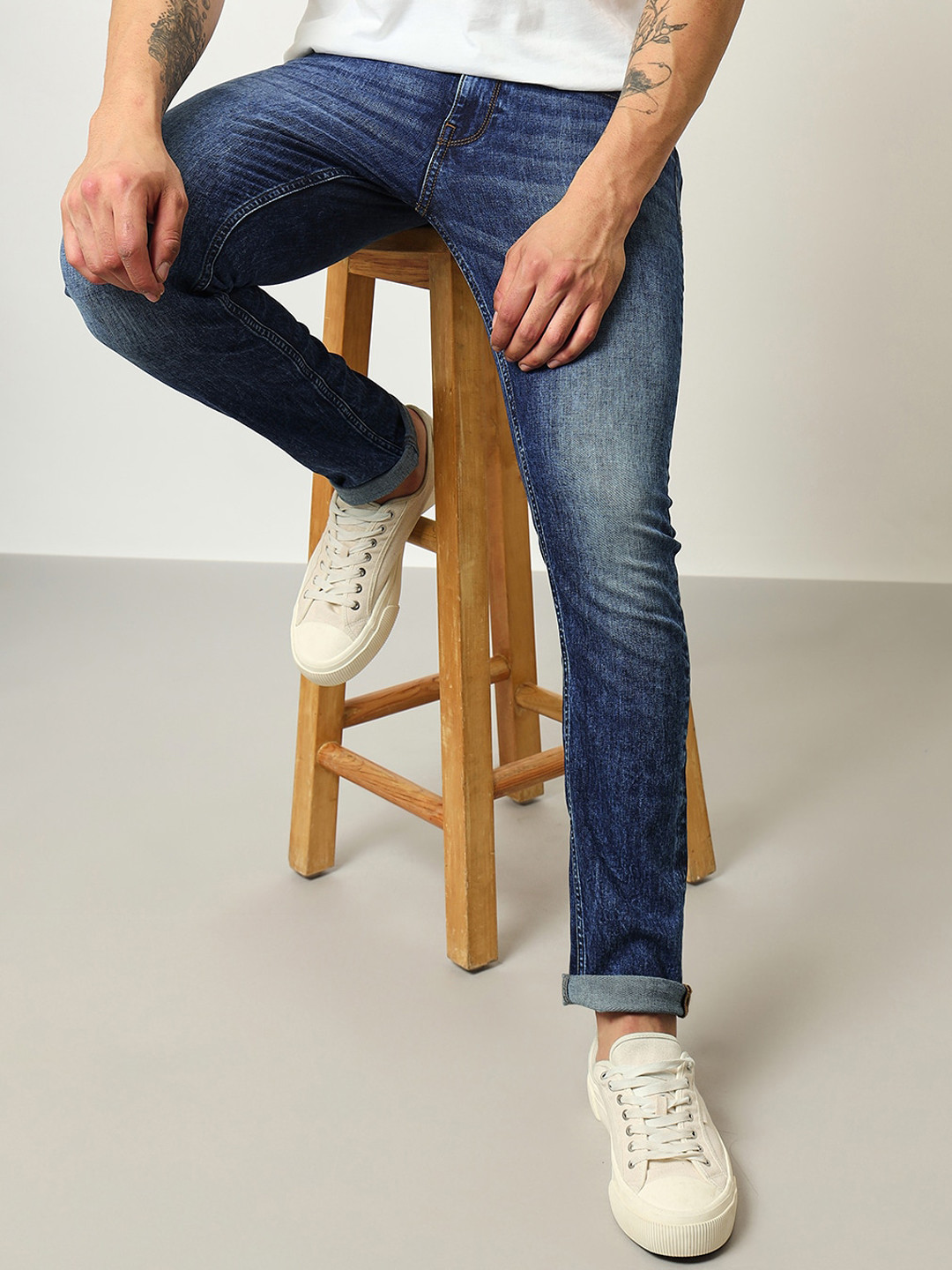 Buy Lee Men Bruce Skinny Fit Light Fade Stretchable Cotton Regular ...