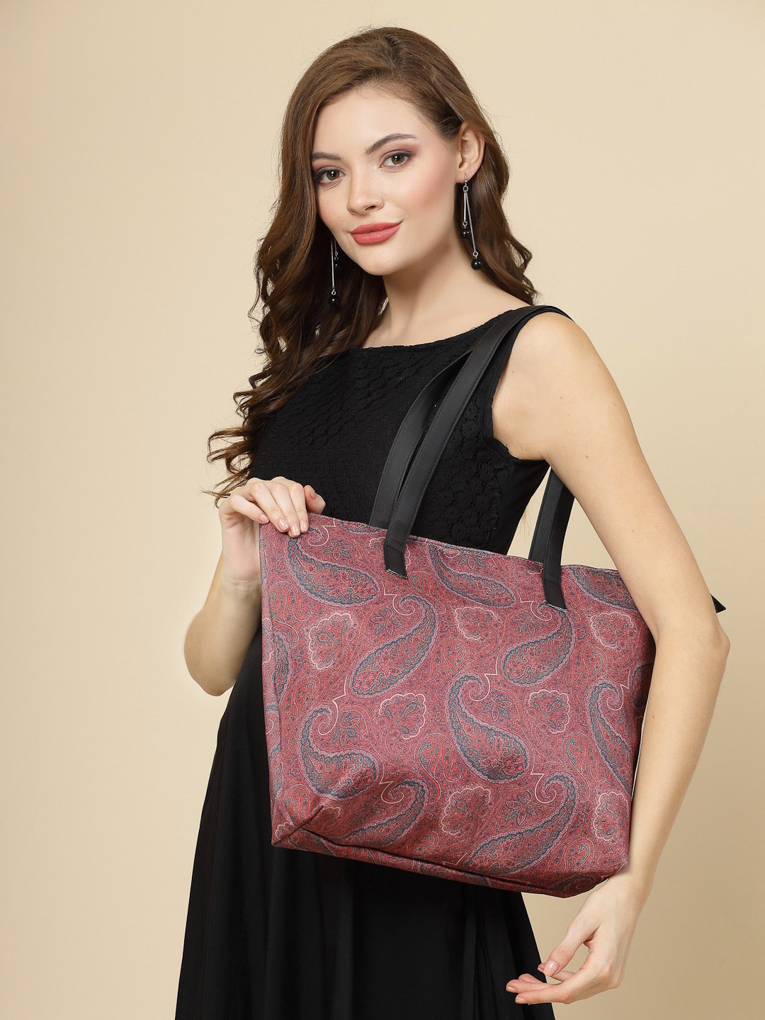 Buy Sangria Ethnic Motifs Printed Shoulder Bag - Handbags for Women 24362000 | Myntra