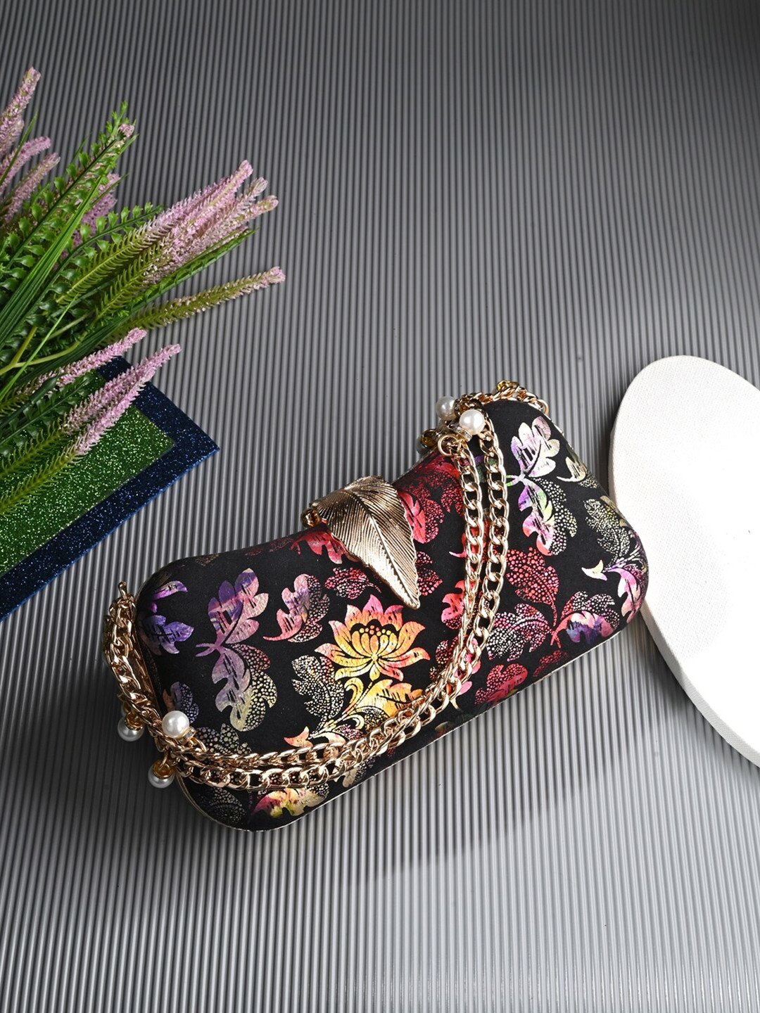 Buy Toobacraft Printed Box Clutch - Clutches for Women 24369922 | Myntra