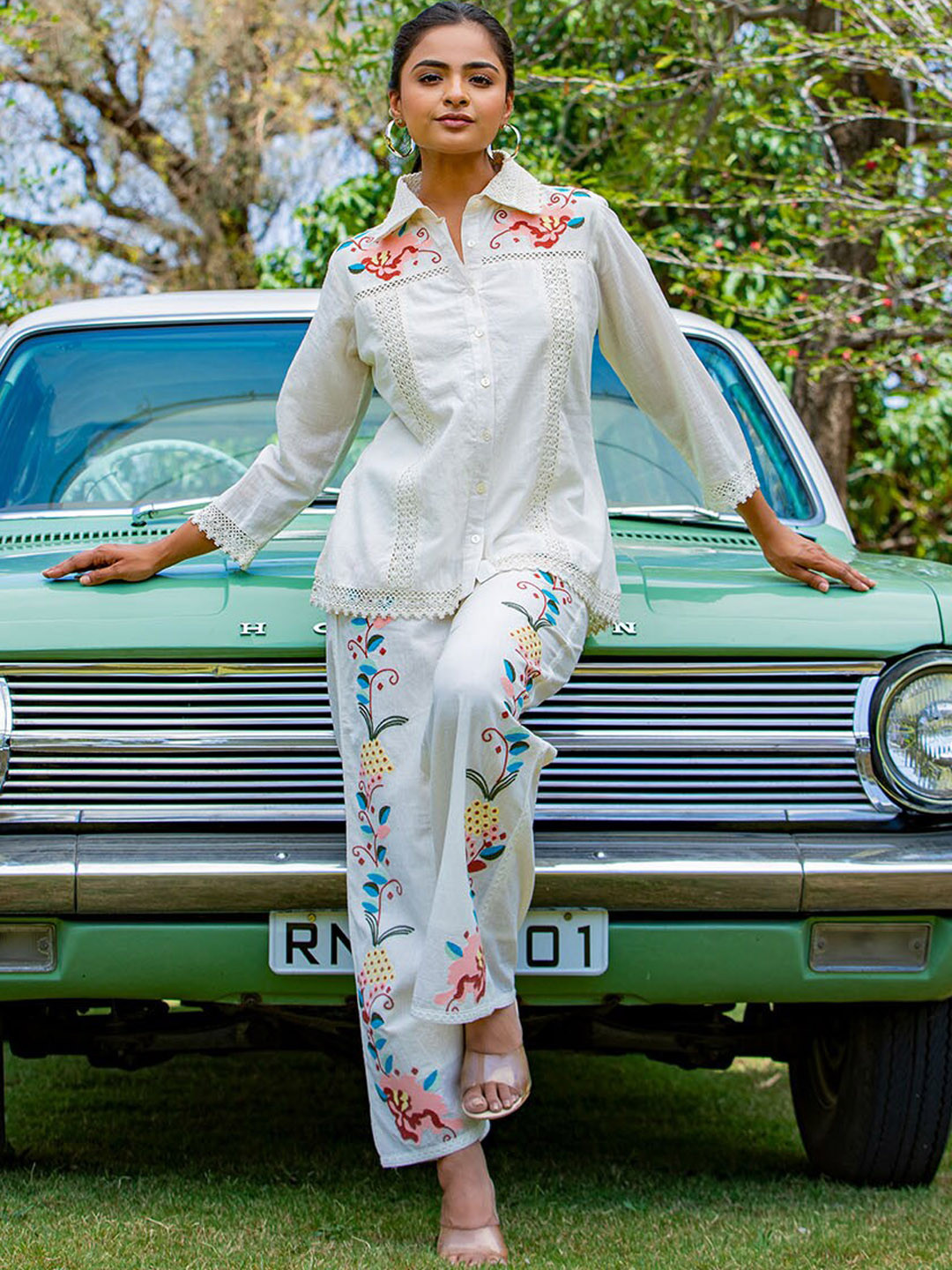 Buy PRATAP SONS Embroidered Mulmul Shirt With Trousers Pure Cotton Co ...