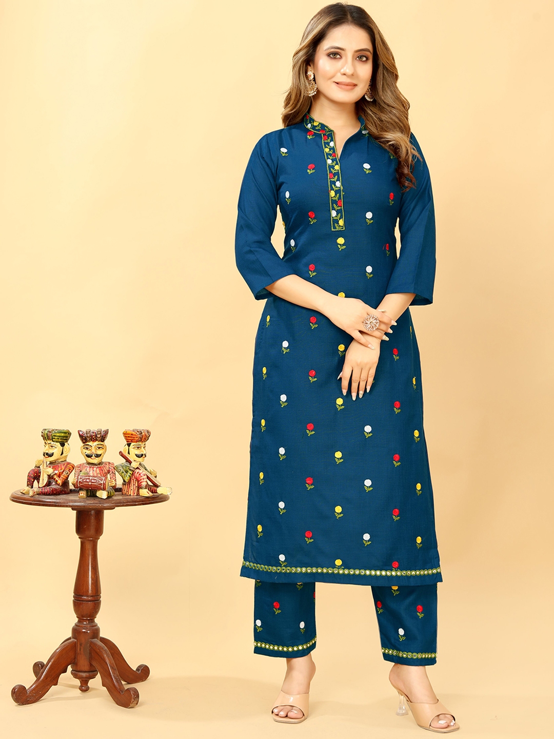Buy Mbl Floral Embroidered Regular Thread Work Kurta With Trousers