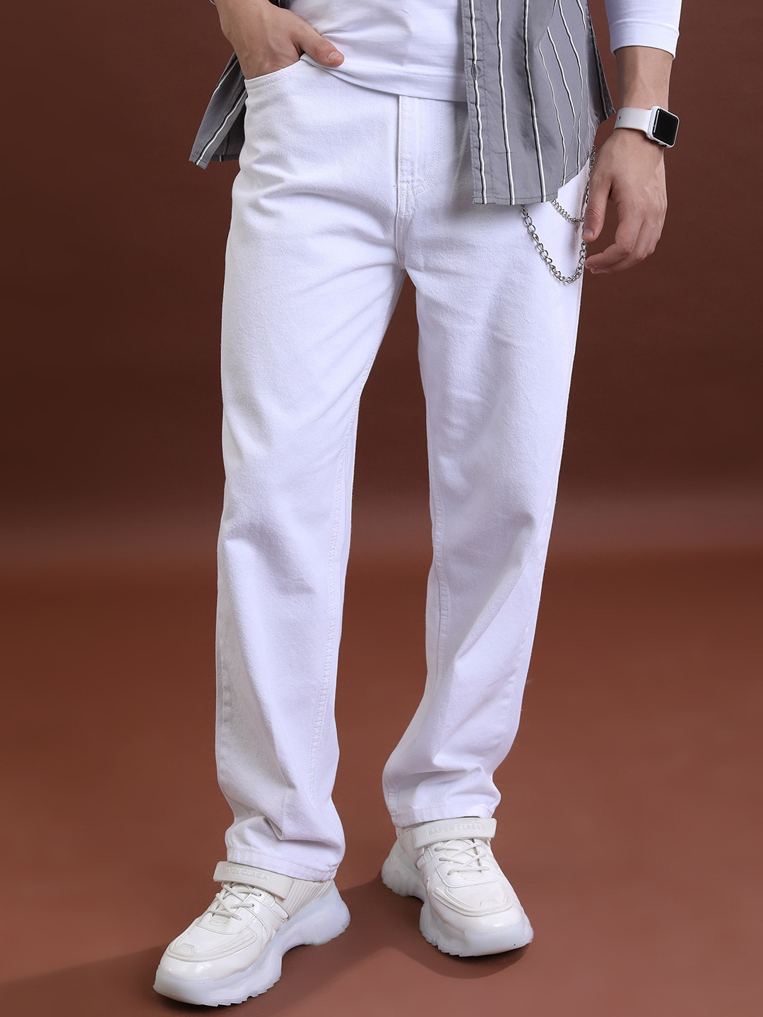 Buy HIGHLANDER Men Relaxed Fit Mid Rise Clean Look Jeans - Jeans for ...