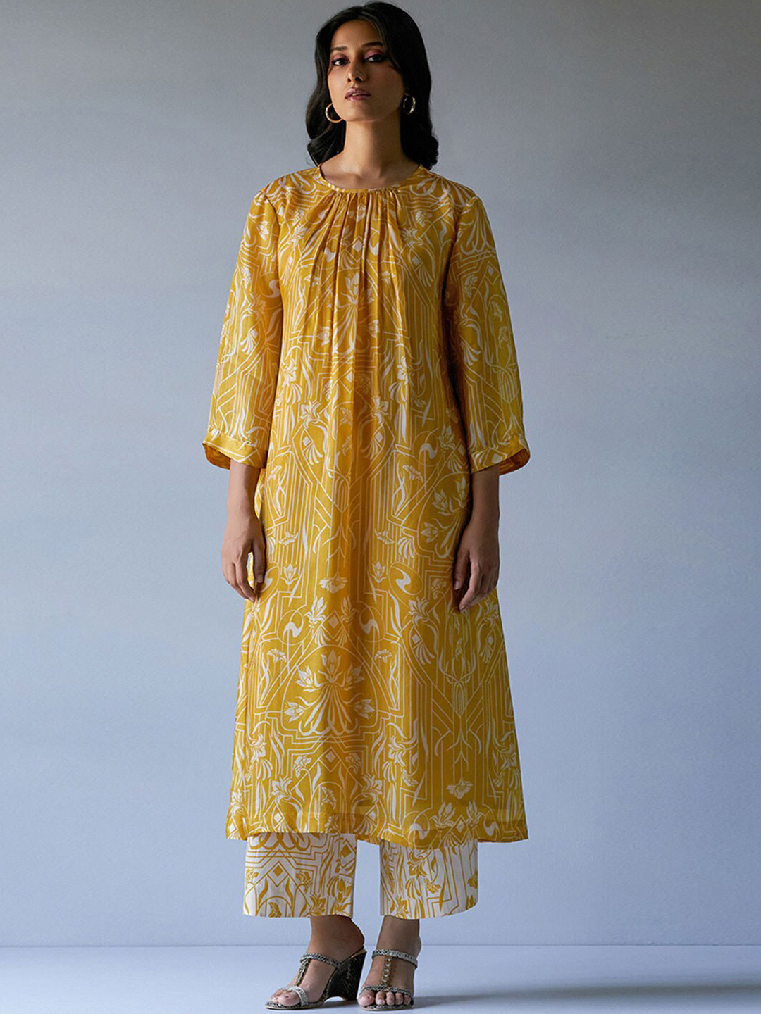 Buy Ganga Floral Printed A Line Kurta With Palazzos - Kurta Sets for ...