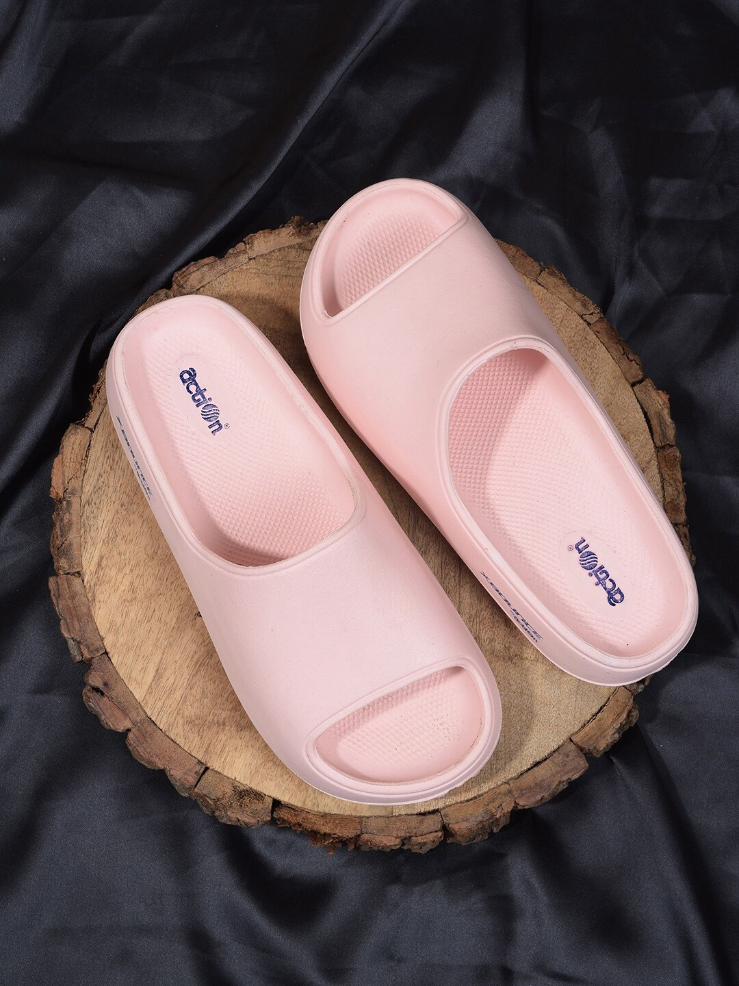 Buy Action Women Textured Sliders - Flip Flops for Women 24563048 | Myntra