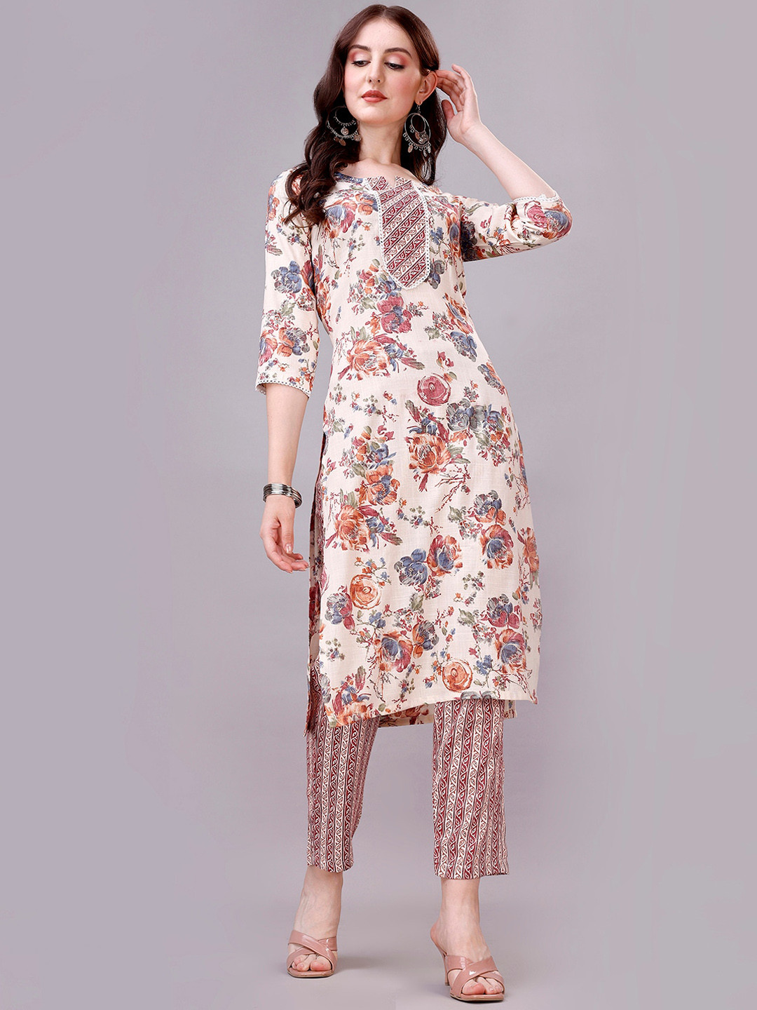 Buy GORGONE Floral Printed Regular Kurta With Trousers - Kurta Sets for ...