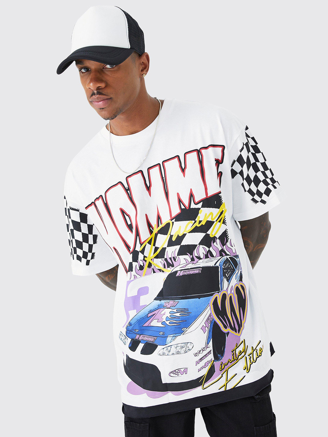 Buy BoohooMAN Graphic Printed Pure Cotton Oversized T Shirt - Tshirts ...