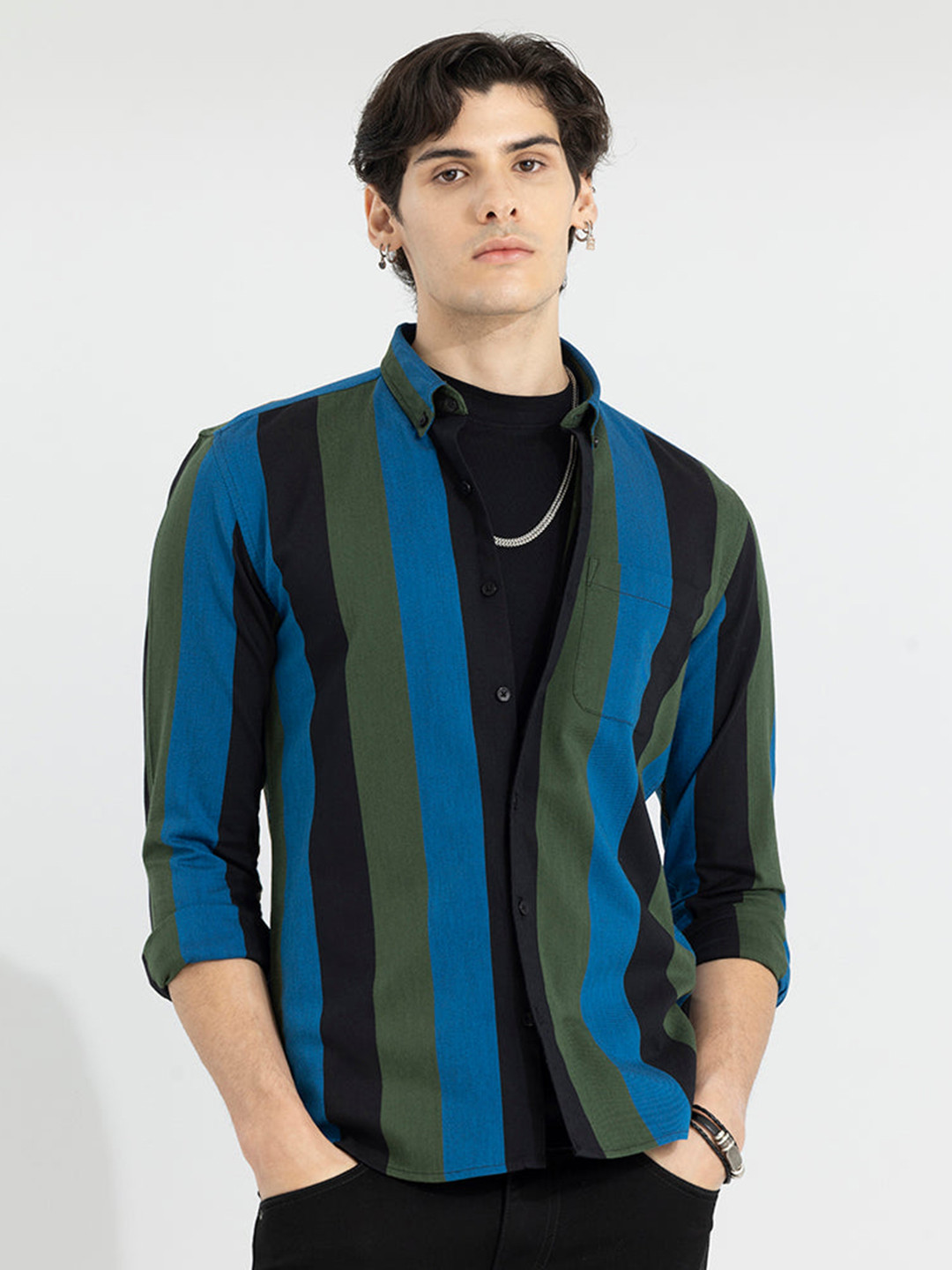 Buy Snitch Green Classic Slim Fit Vertical Striped Opaque Pure Cotton ...