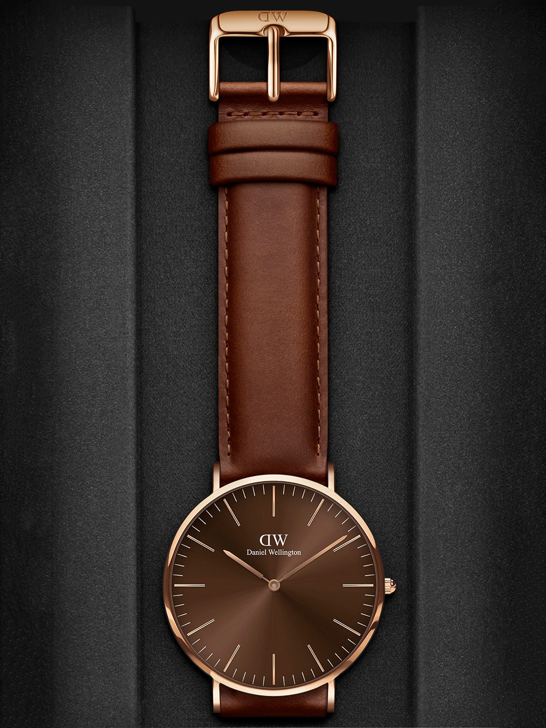 Buy Daniel Wellington Classic 40mm St Mawes RG Amber Men Watch ...
