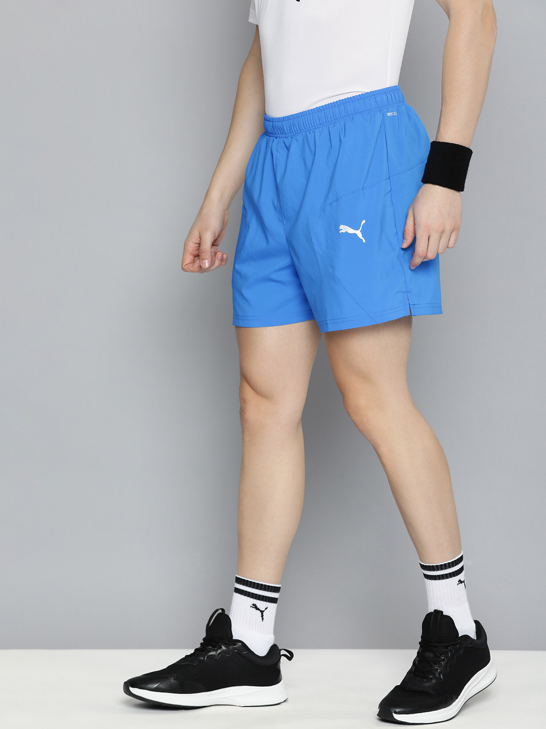 Buy Puma Men DryCELL Woven 5" Mid Rise Running Shorts With Inner Briefs ...