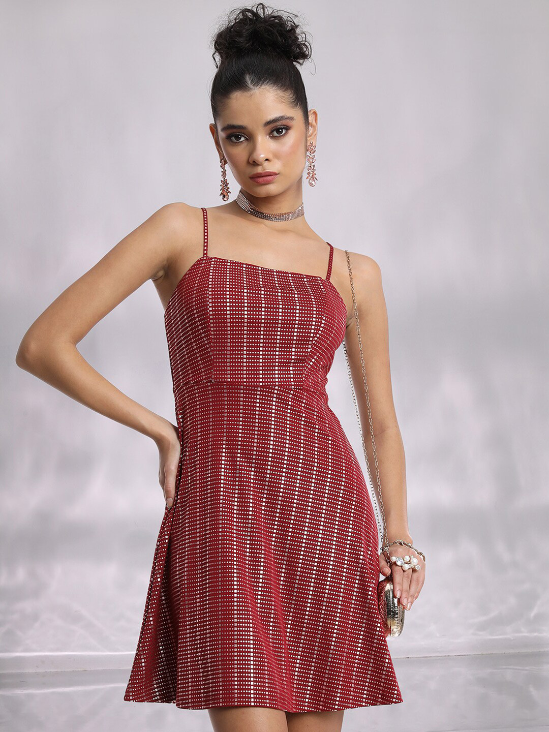 Buy Tokyo Talkies Red & Gold Toned Shoulder Straps Spangled A Line Mini ...
