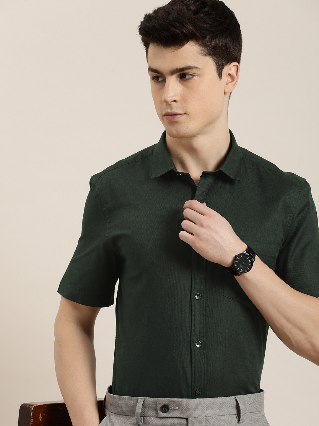 Buy INVICTUS Men Classic Slim Fit Opaque Formal Shirt - Shirts for Men ...