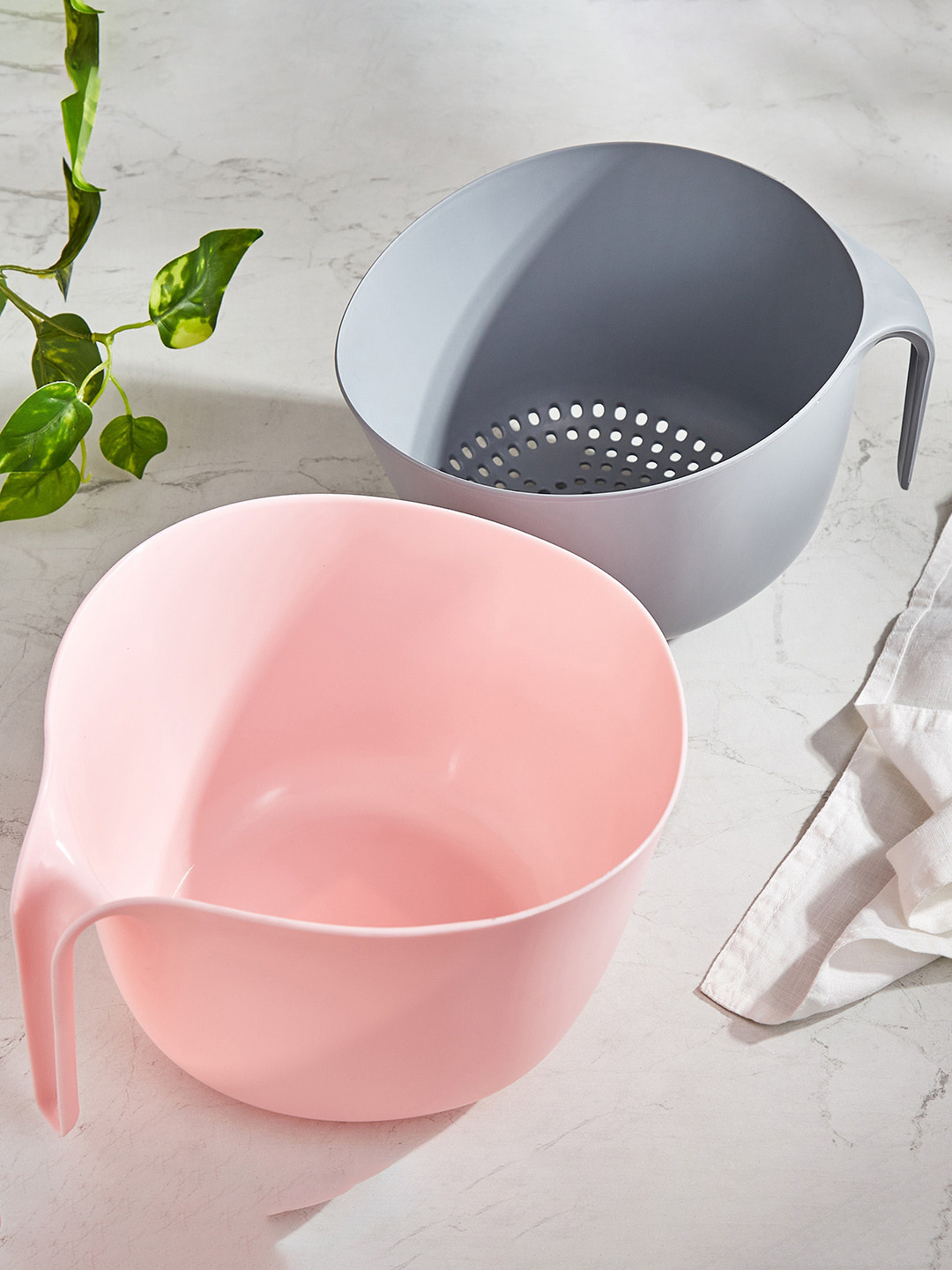 Buy Home Centre Colour Refresh Pink Polypropylene Colander With Mixing ...