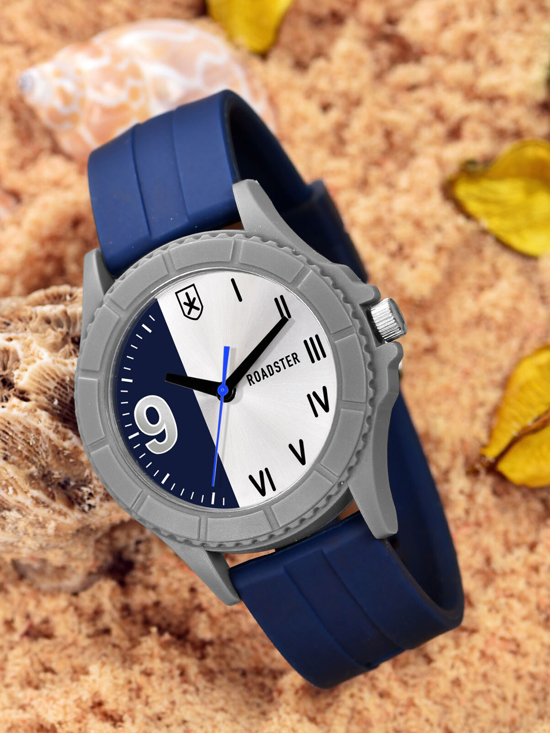 Buy Roadster Men Water Resistant Analogue Watches RD 101 - Watches for ...