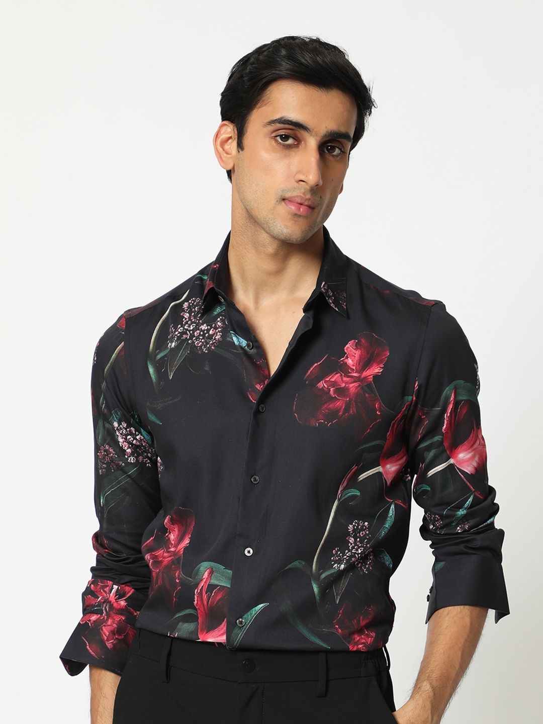Buy Rare Rabbit Floral Printed Regular Fit Casual Shirt Shirts For