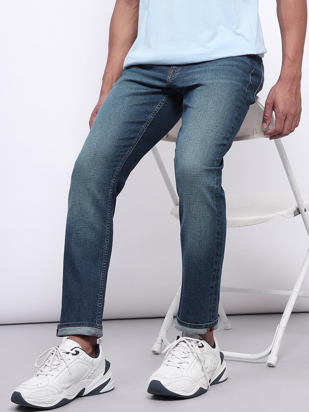 Buy Lee Men Bruce Skinny Fit Mid Rise Light Fade Stretchable Jeans ...
