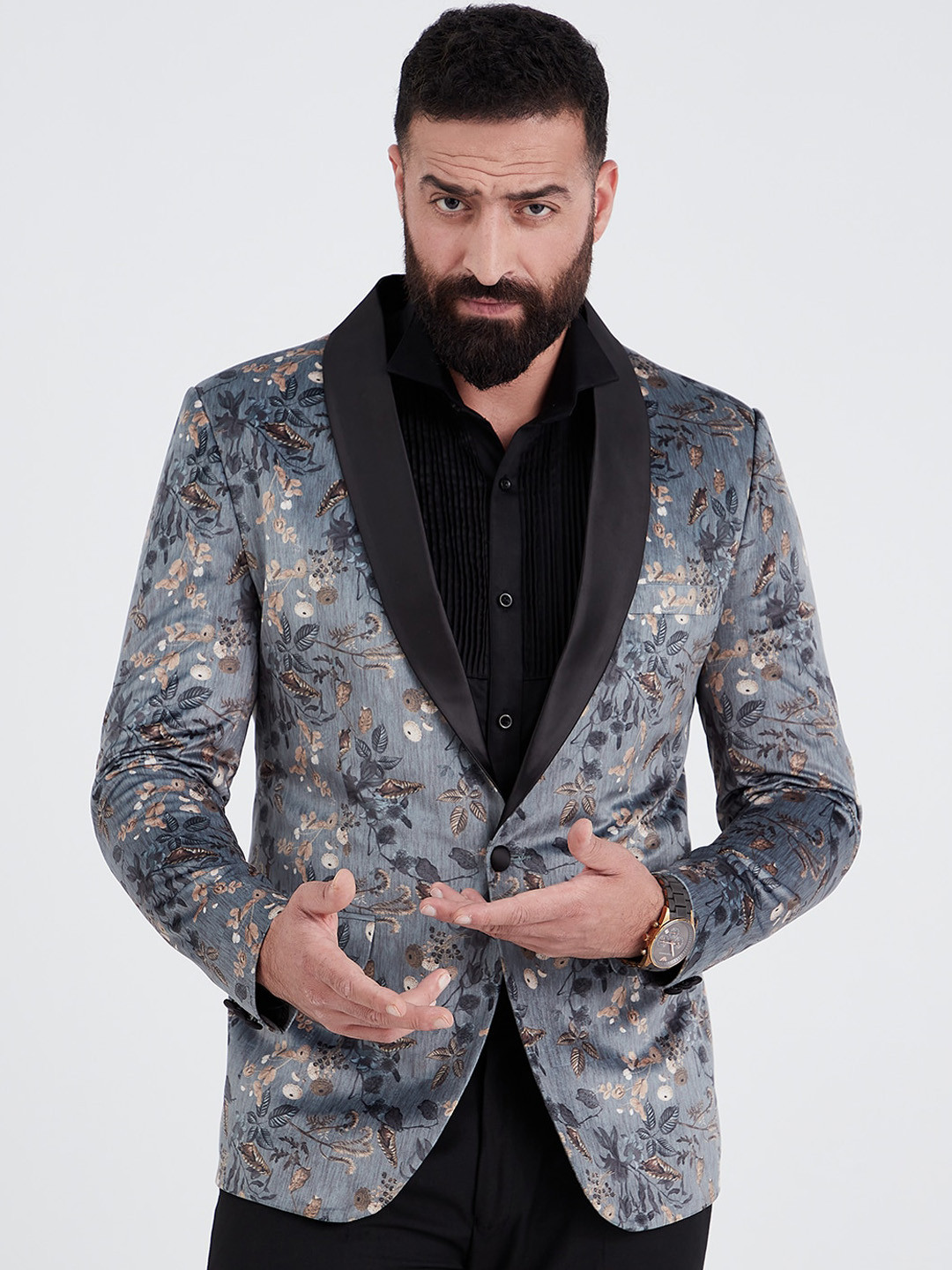 Buy MR BUTTON Floral Printed Slim Fit Shawl Collar Single Breasted ...