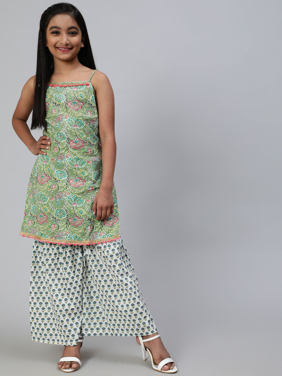 Buy Aks Kids Girls Floral Printed Pure Cotton Straight Kurta With ...